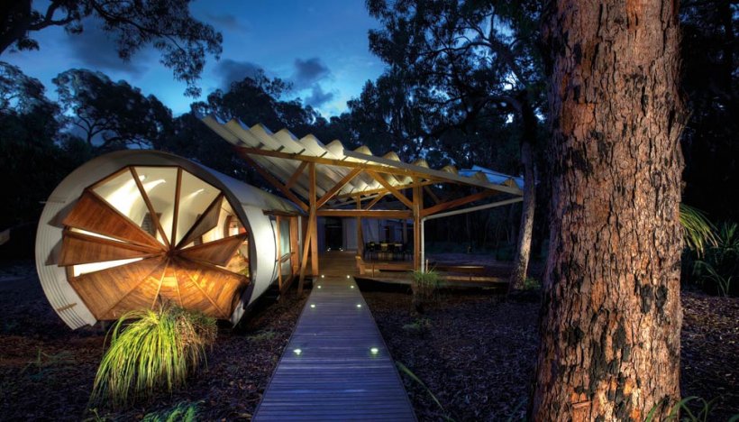 Drew's House at Sunrise | STEEL SELECT®